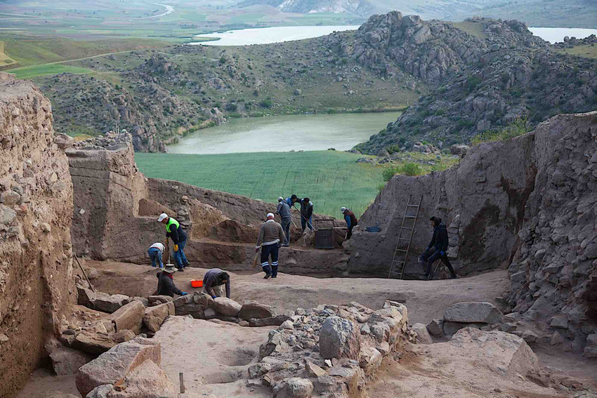 Anadolu tarihi için kilit soru: Arzawa kralının adı neden Büklükale ...